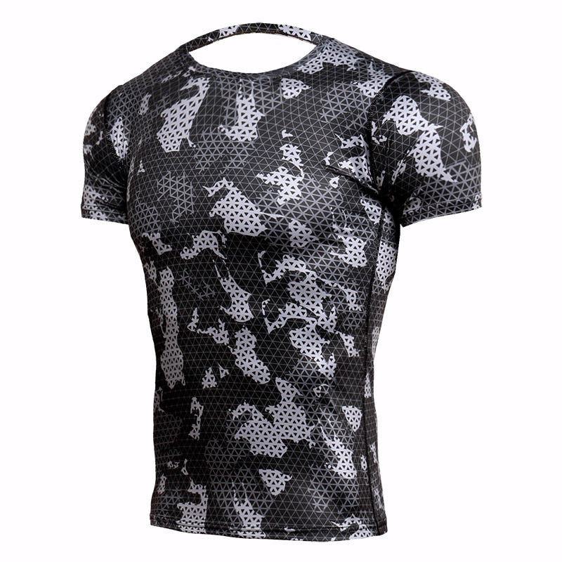 Camouflage Compression 'Winter Digital Camo' Short Sleeve Rashguard ...